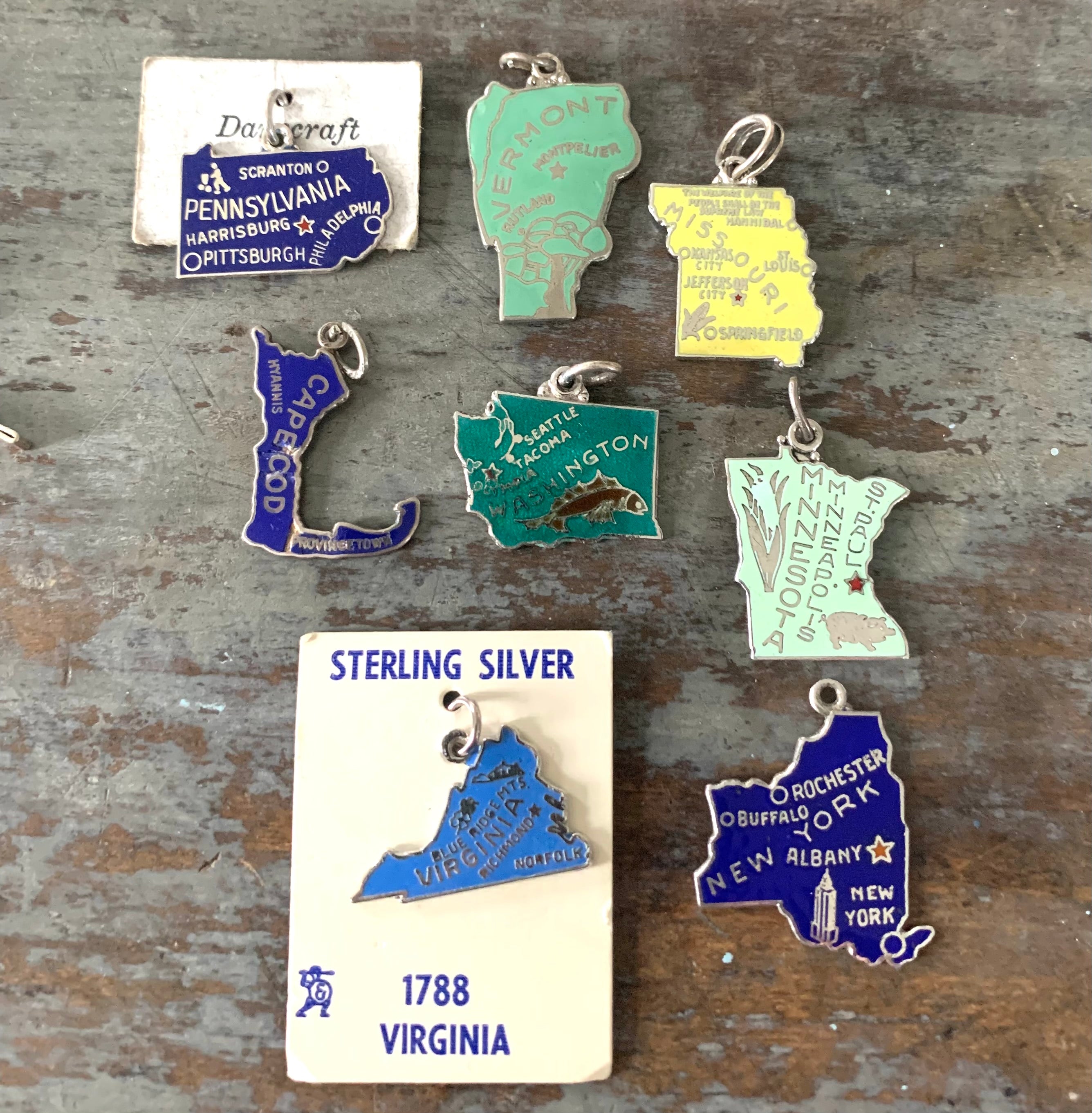 Vintage Enamel State Charm New York Travelers – VG Antiques